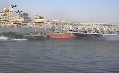 Iron bridge linking west and east Mosul opened | Rudaw.net
