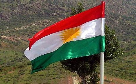Kurd li Moskowê li ser ala Kurdistanê şerê hevdu... | Rûdaw.net
