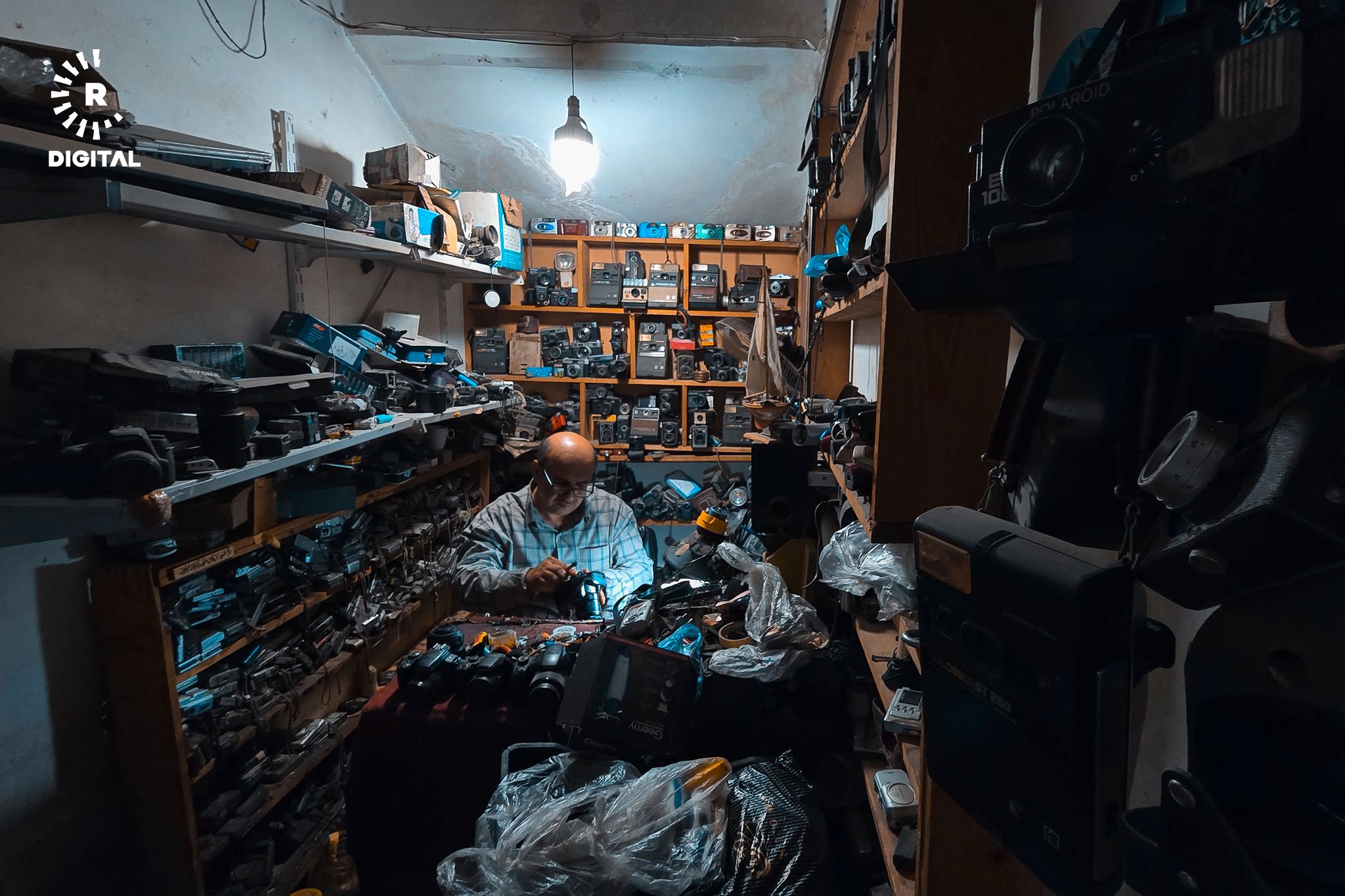 Erbil man turns childhood camera passion into... | Rudaw.net