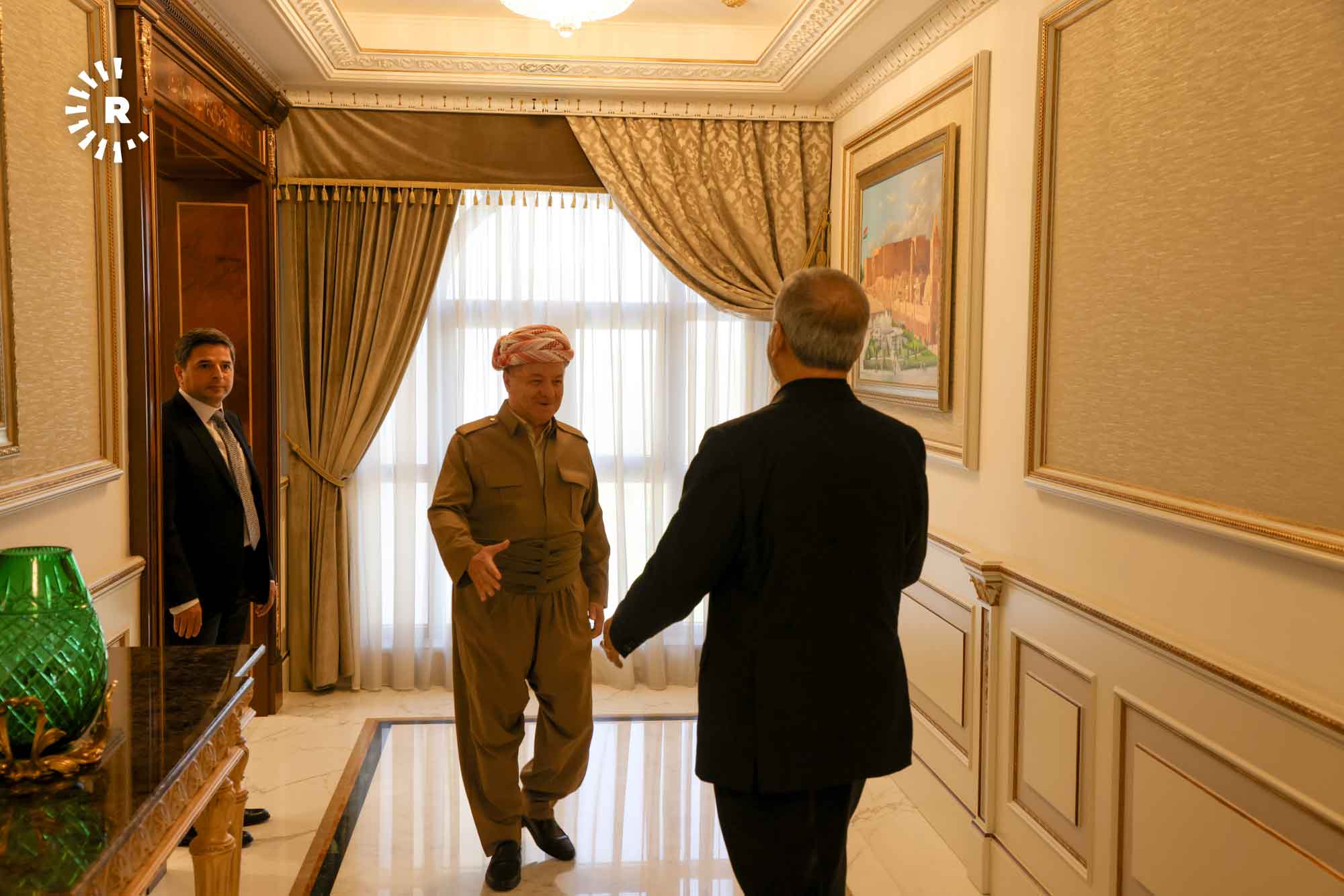 FOTO - İran Cumhurbaşkanı Mesud Pezeşkiyan'ın... | Rudaw.net