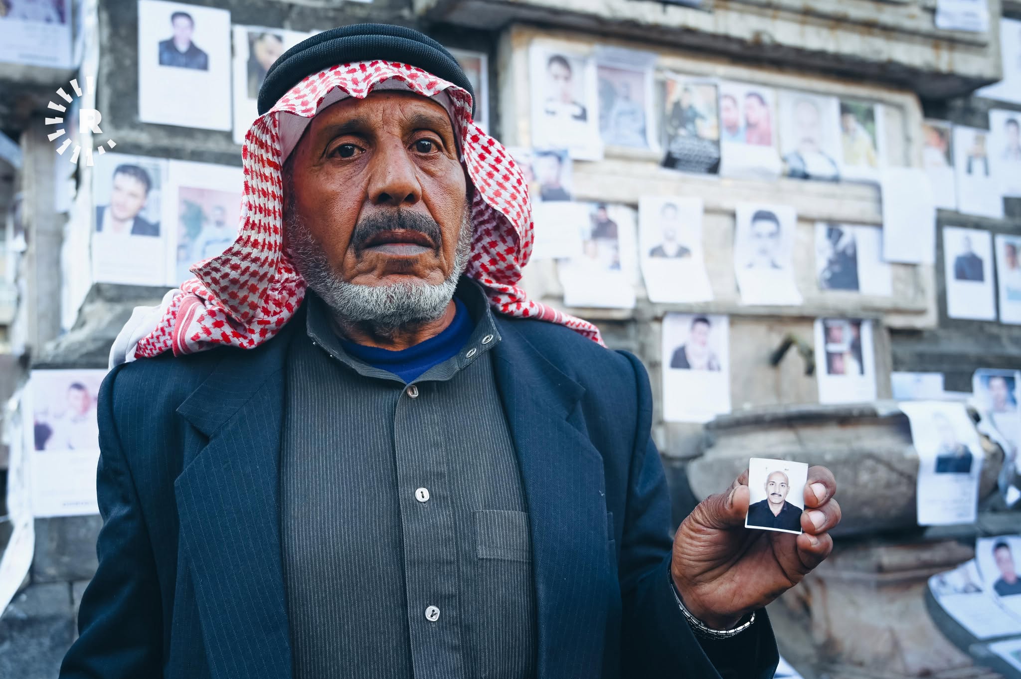 Syrians search of missing family members after... | Rudaw.net