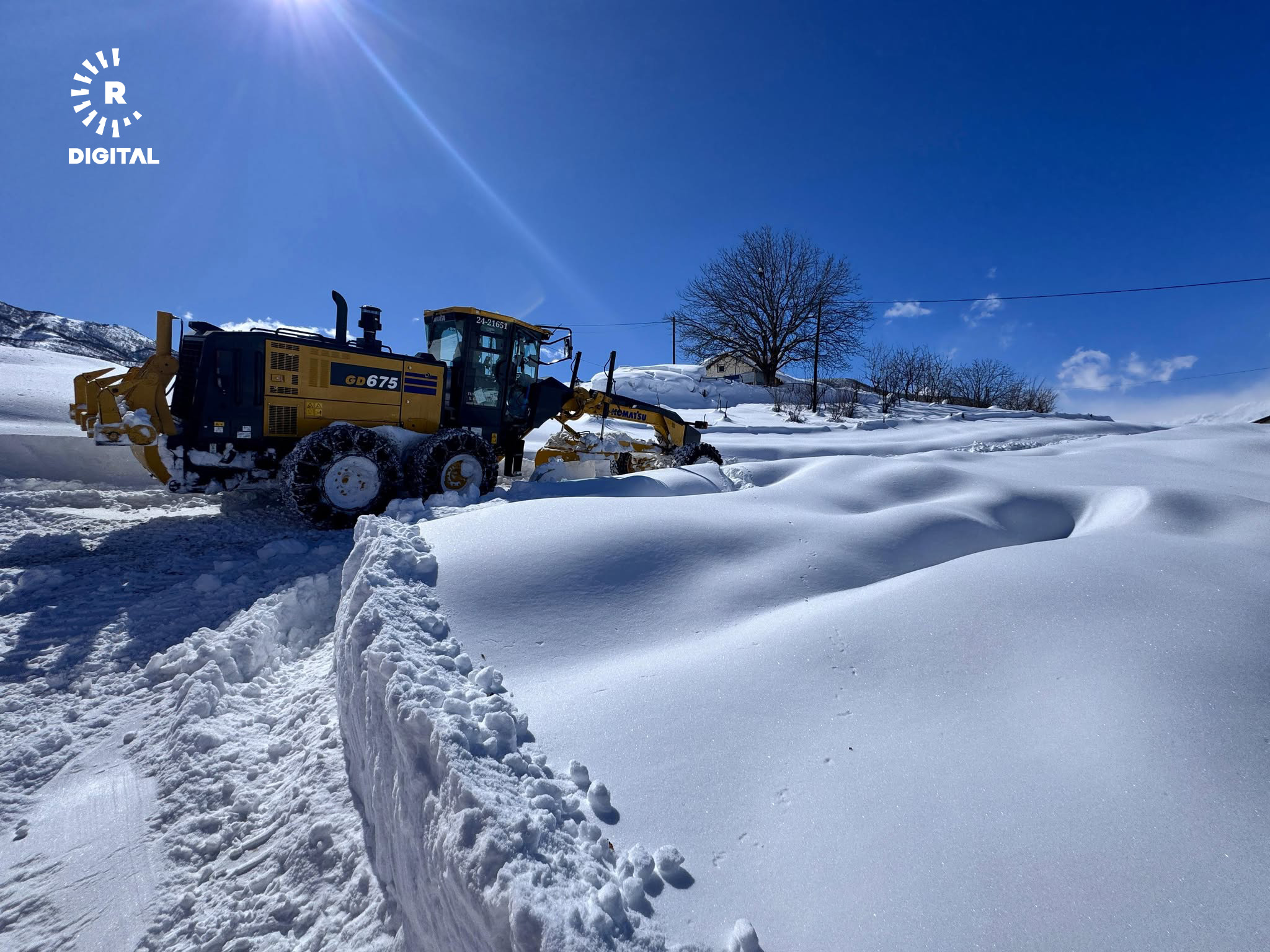 FOTO - Kar cenneti ilçede kar 4 metreden 1... | Rudaw.net