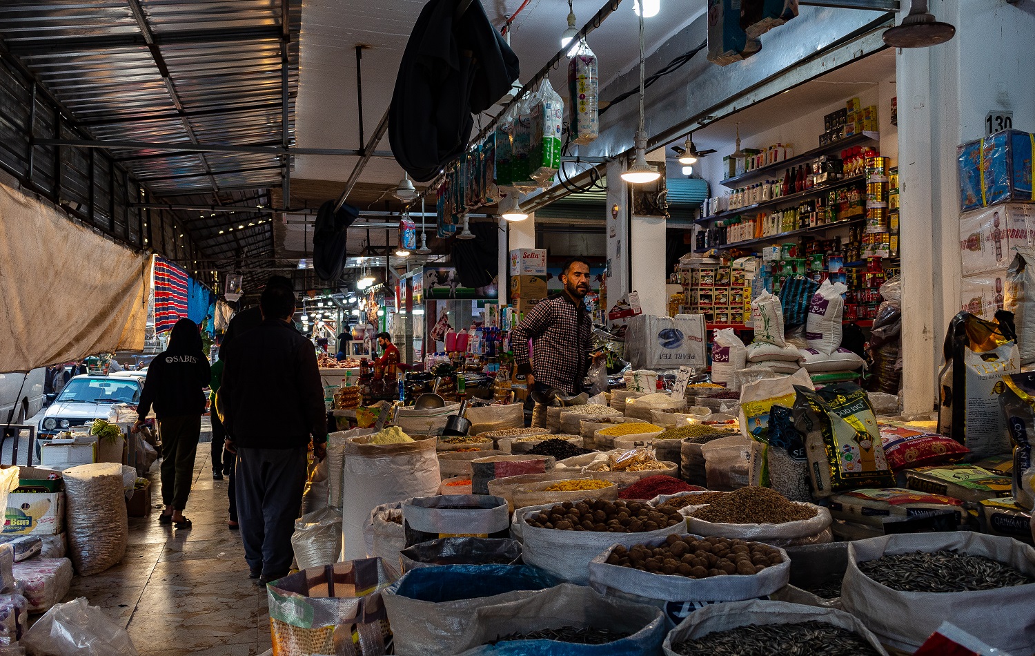 Erbil new fruit and vegetable market, Erbil (+964 750 445 3489)
