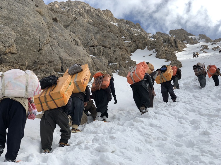 Kolbar blinded by Iran border guards has one wish... | Rudaw.net