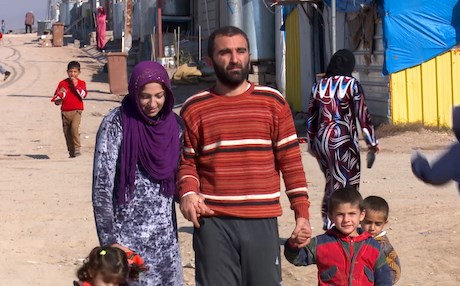 Sightless refugee yearns to see his three children | Rudaw.net