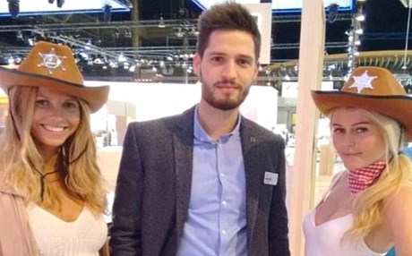 20 farklı şehri tek kuruş harcamadan dolaştı | Rudaw.net