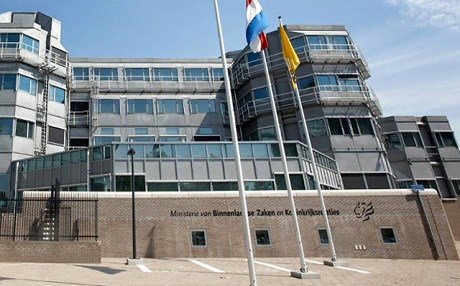 Netherlands kicks out two staff from Iranian... | Rudaw.net
