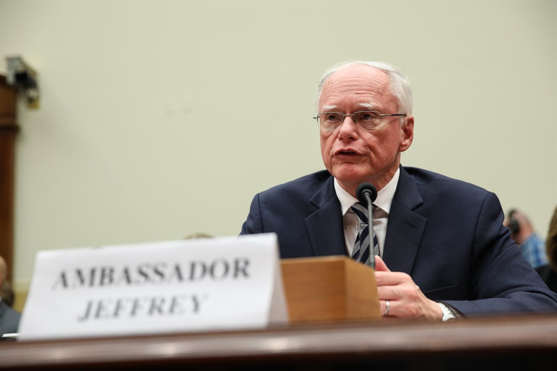 James Jeffrey'den BAE'ye Suriye konusunda... | Rudaw.net