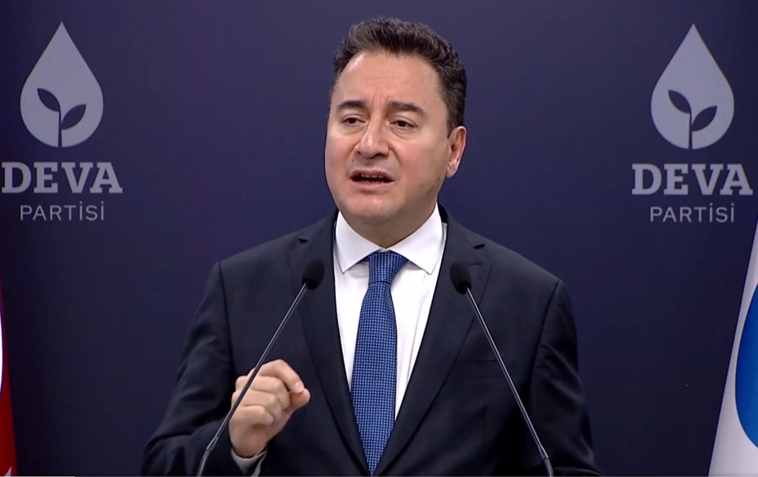 Babacan: Çaresernekirina pirsa Kurd helwesteke... | Rûdaw.net