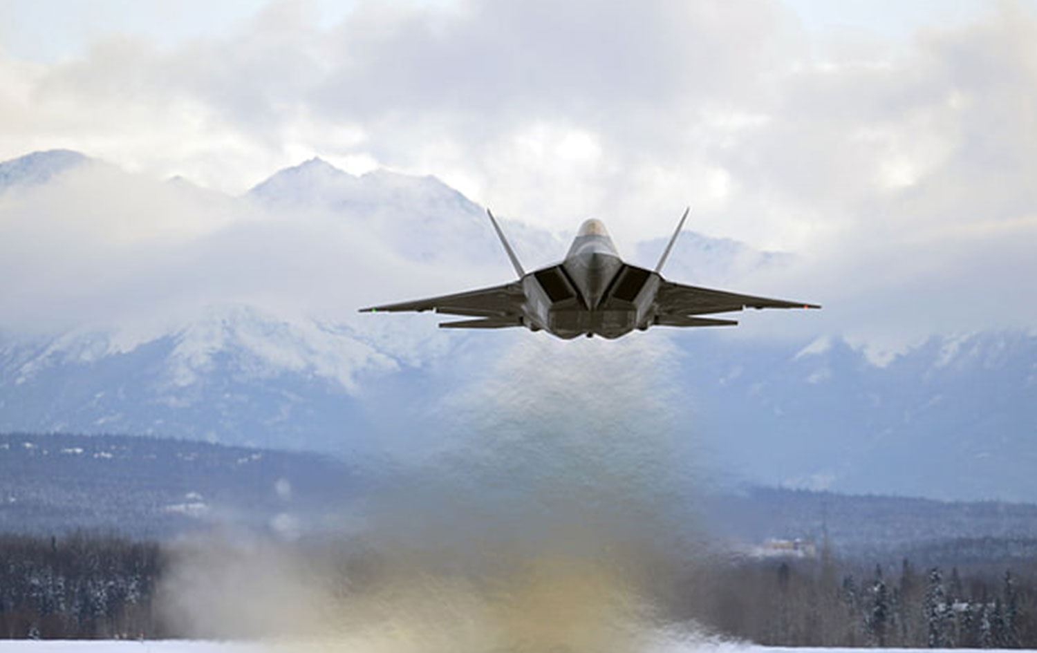 İran'da SU-22 savaş uçağı düştü | Rudaw.net