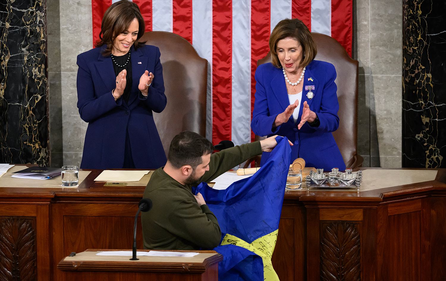 War-torn Ukraine's leader gives historic address... | Rudaw.net