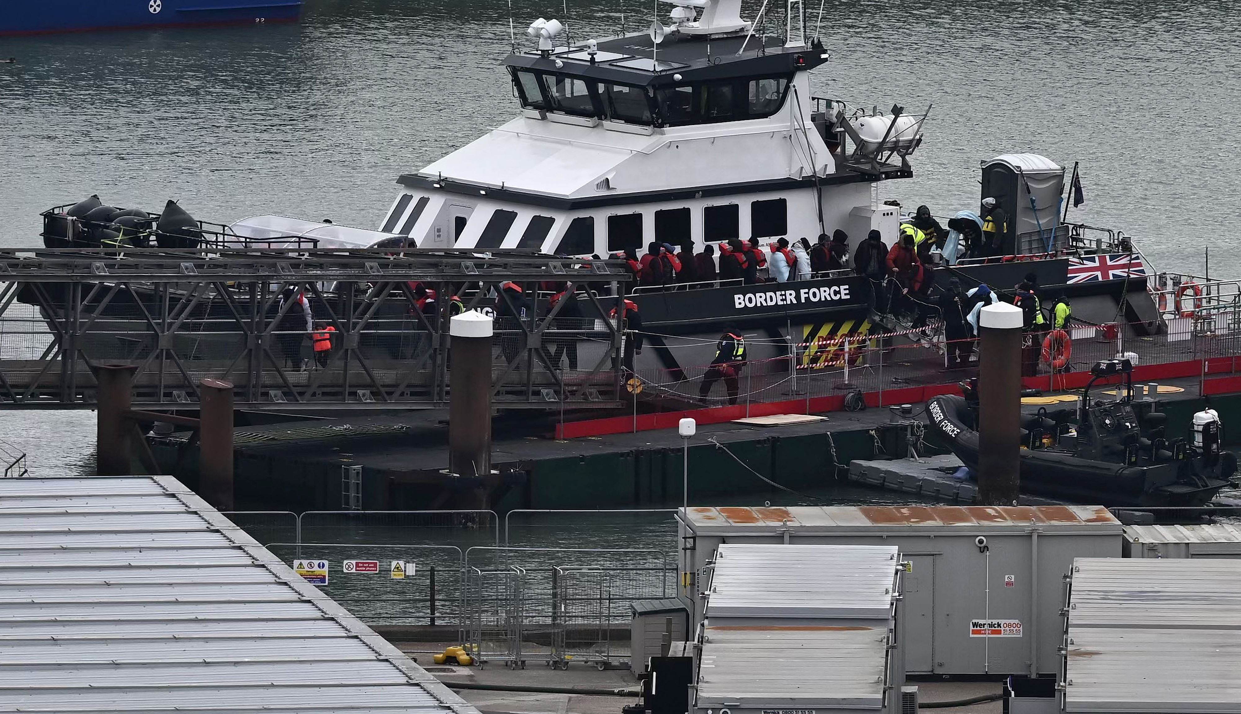 UK unveils contentious bid to stop cross-Channel... | Rudaw.net