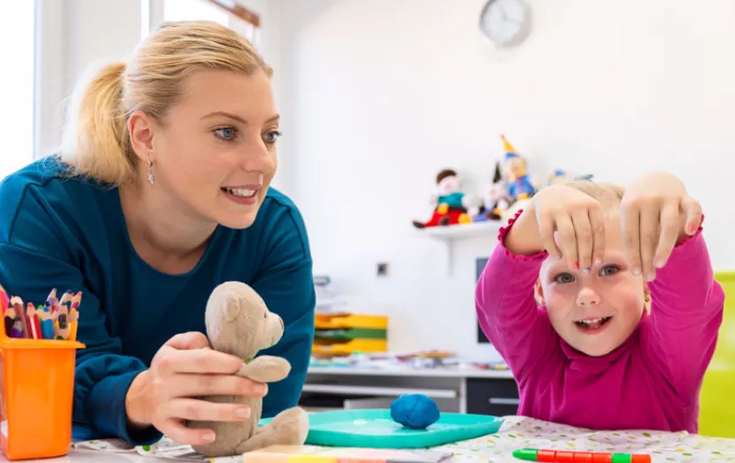 راهێنەرێکی منداڵانی ئۆتیزم: بەرەوپێشبردنی... | رووداو.نێت